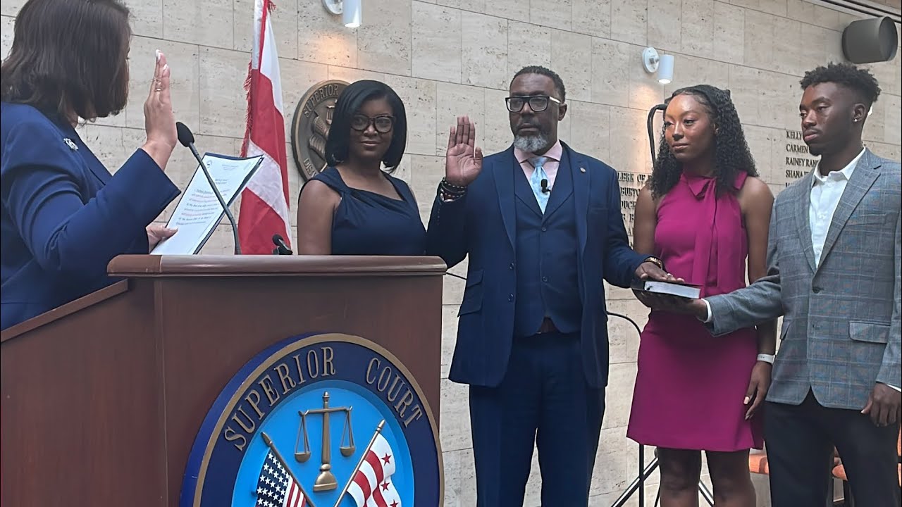 Herbert Rouson sworn-in as Executive Officer of DC Courts - YouTube
