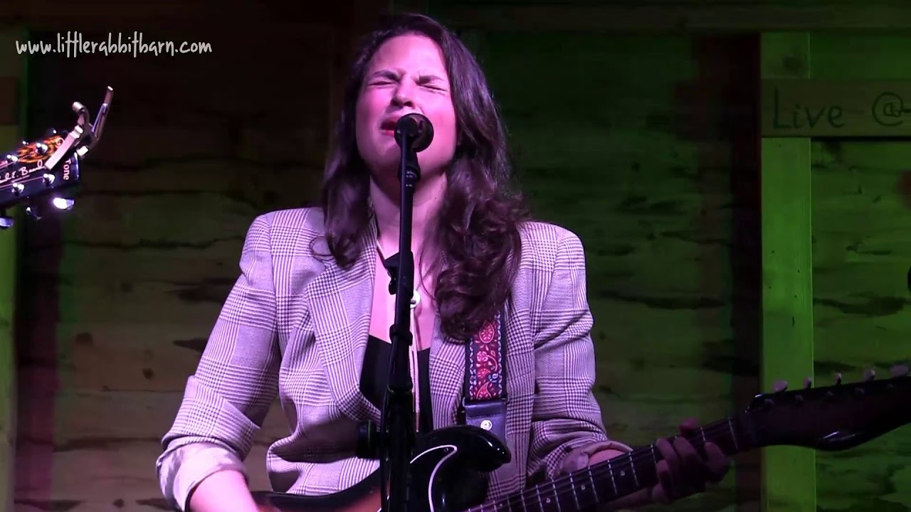 Danni Nicholls Hear your voice - YouTube