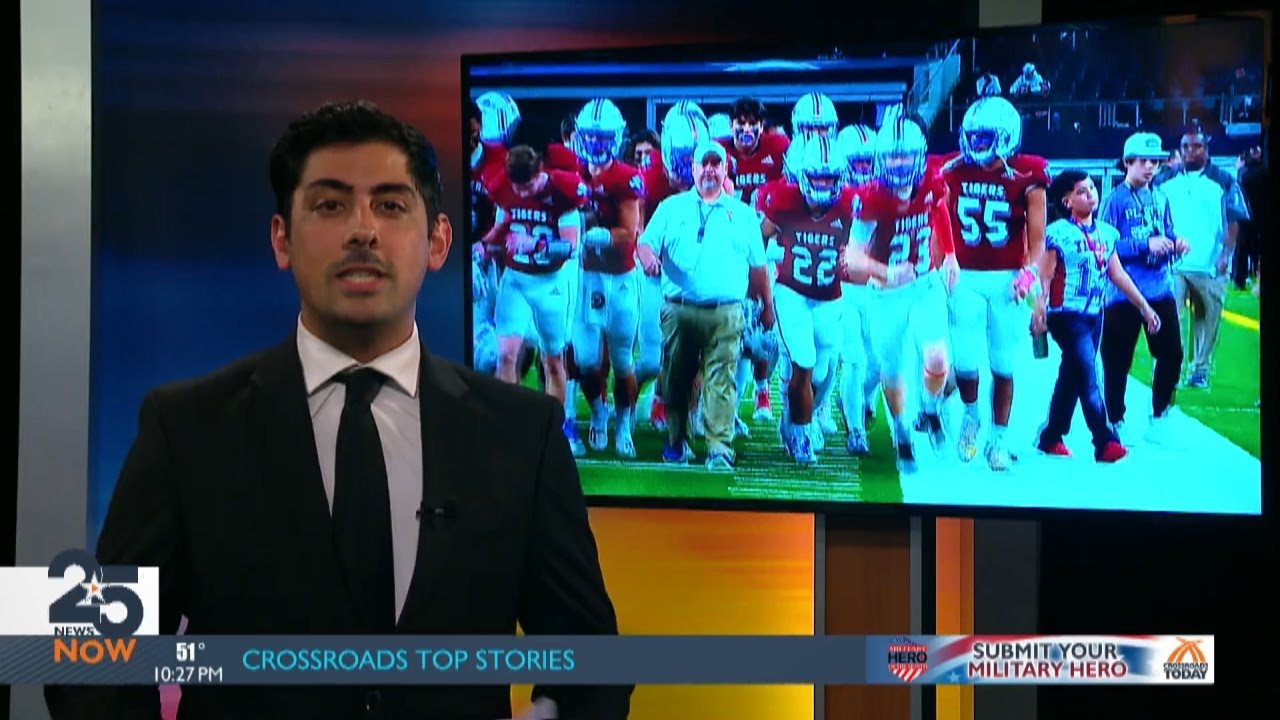 Tidehaven's David Lucio 3a coach of the year - YouTube