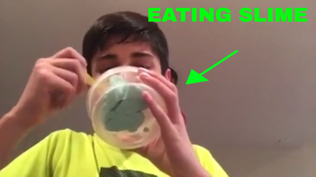 Kid is Addicted to Slime (Kid Eats Slime) - YouTube