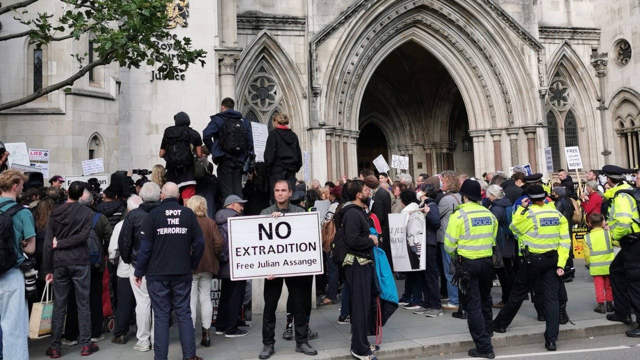 US Government's Appeal Hearing In Assange Extradition Case: Day 2 - YouTube