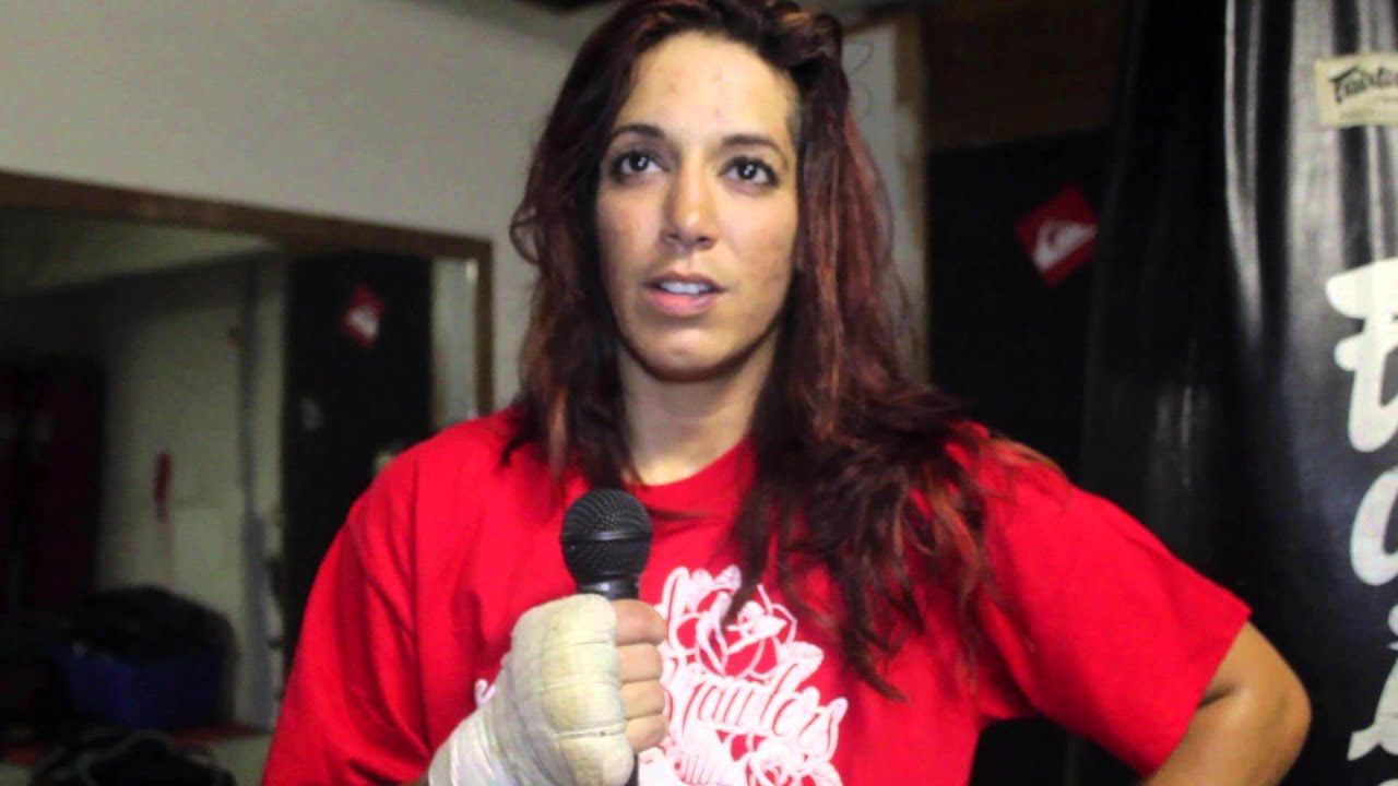 Noemi Bosques breaks down fight with Heather Hardy - YouTube