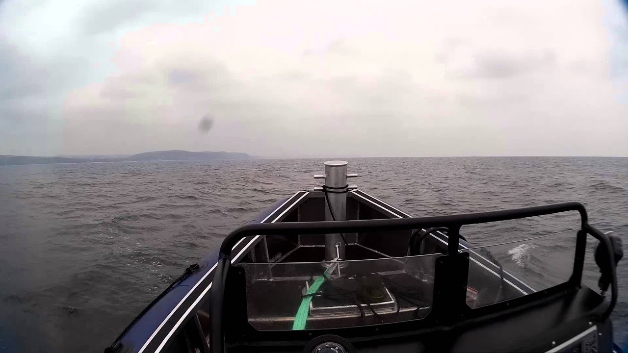 Zodiac Milpro SRA 750 - YouTube