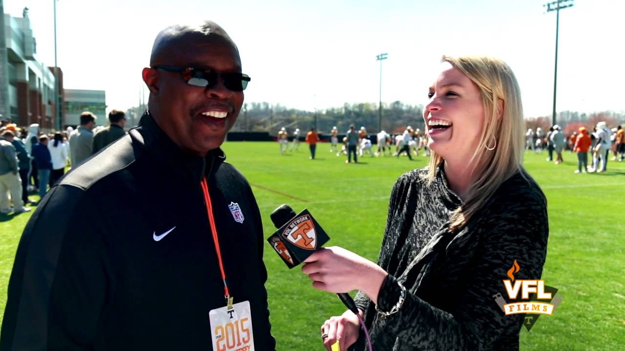 VFL Terry Brown Visits Practice - YouTube