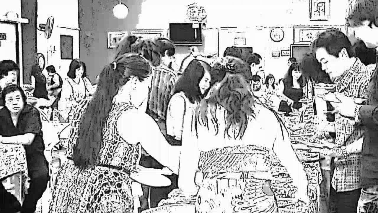 East Timor Singer Marcus in Darwin 1 - YouTube