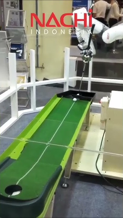 Golf With Nachi Robot - YouTube