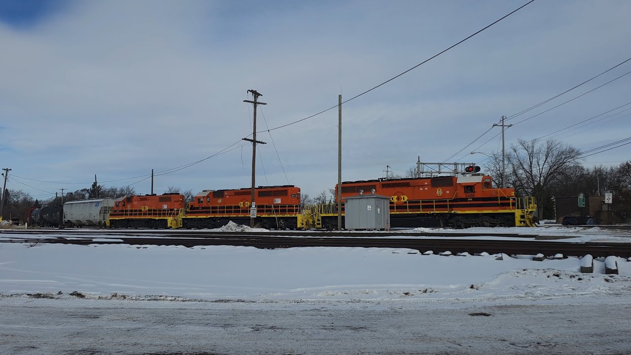 Huron and Eastern - Southbound Arriving 17 Jan 25 - YouTube