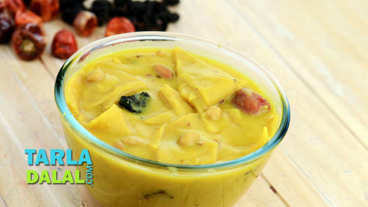 Dal Dhokli, Gujarati Dal Dhokli by Tarla Dalal - YouTube