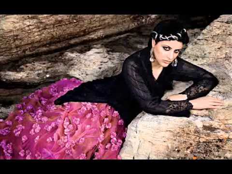 Zara  - Şu göğsüm yırtılıp baksan