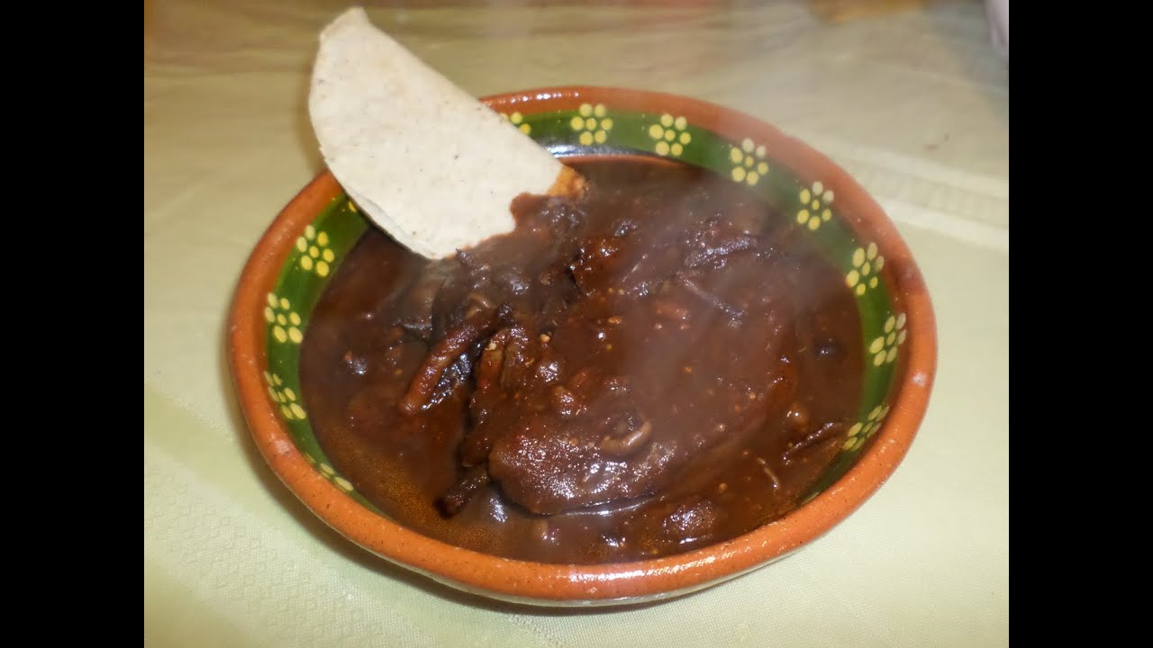 Receta de hongos Xopitza en mole, receta tradicional de la región de ...