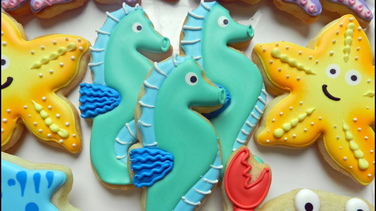 How to Decorate a Seahorse Cookie - YouTube