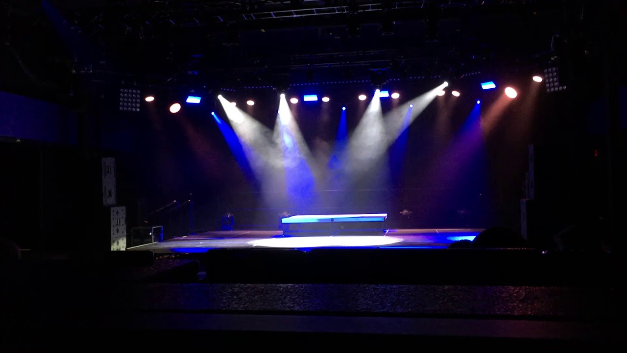 PP4 Lighting Show - YouTube