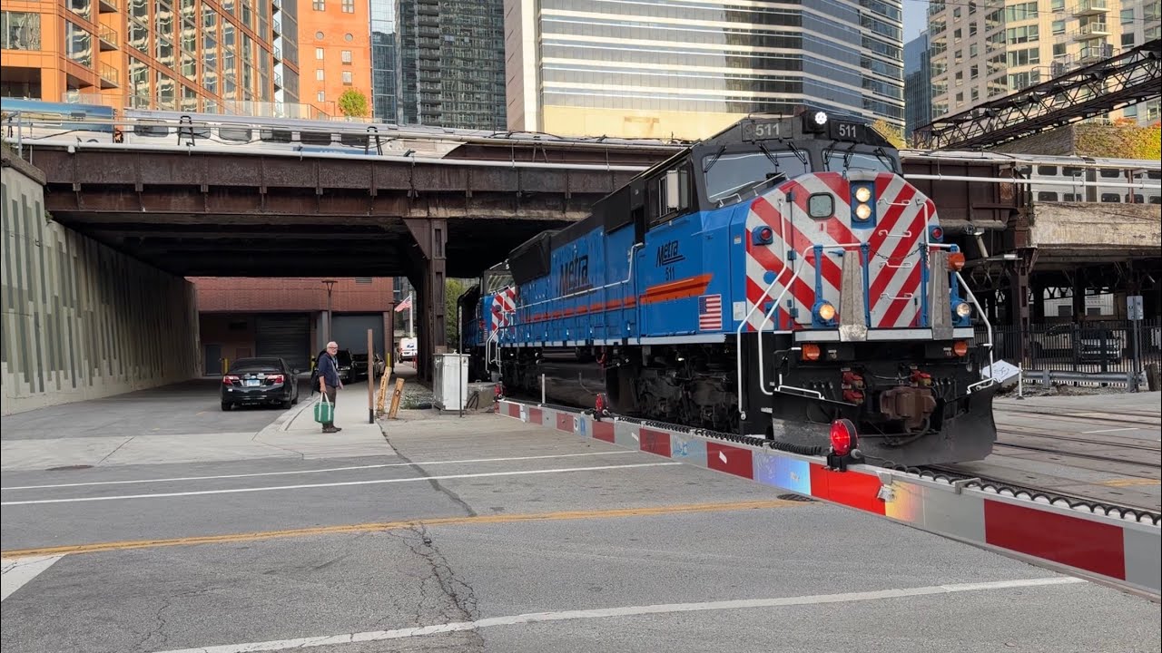 The Complete Metra Evening Rush Hour At Clinton Street On October 17 ...