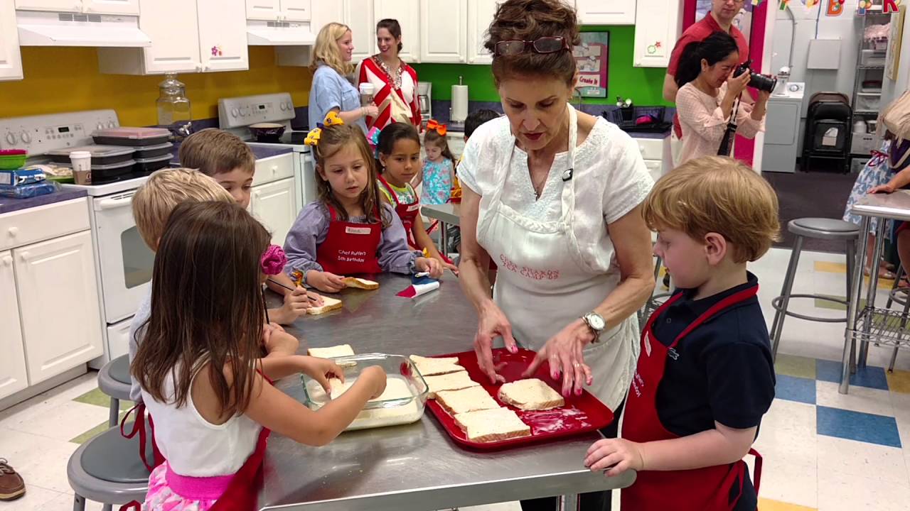 Young Chef's Academy 1 - YouTube