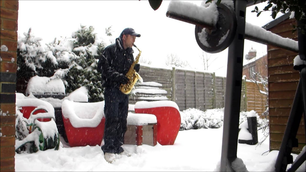 Walking in the Air on Alto Eb Saxophone - Snow Special - YouTube