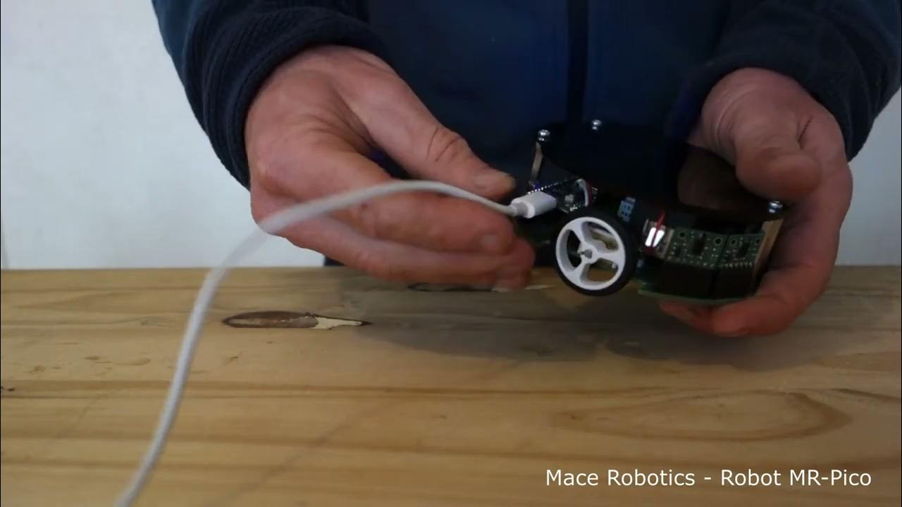 Présentation du Robot MR-Pico - Raspberry Pi Pico W - YouTube