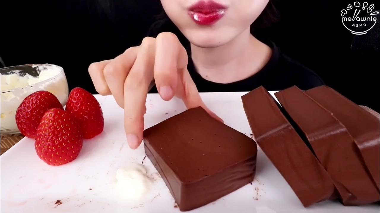 Asmr Mukbang Giant Chocolate Pudding Whippied Cream Strawberry Eating