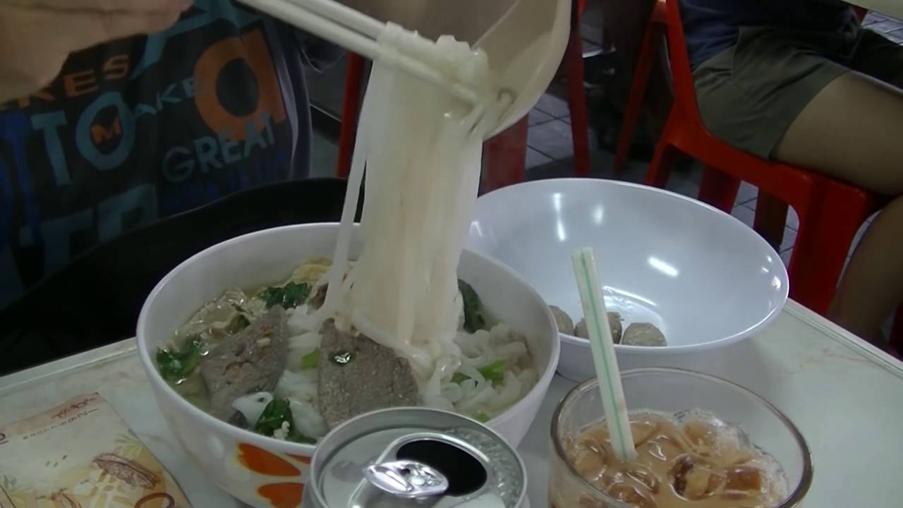 Black Pepper Chicken Chop, Kuan Yew Restaurant, SS3, June 2015 - YouTube