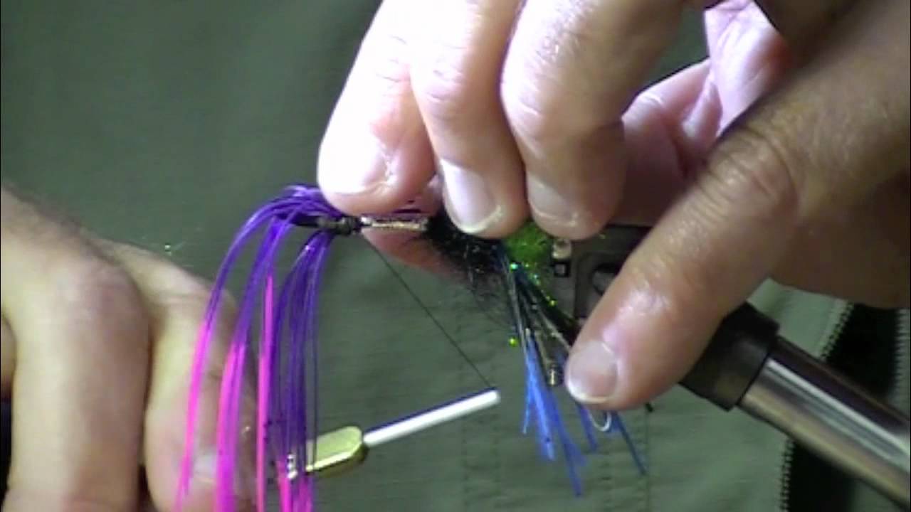 Squidro Fly Winter Steelhead Version - YouTube