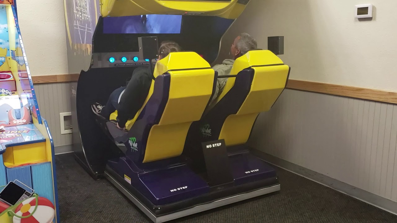 Mad Wave Motion Theater VR rollercoaster - YouTube