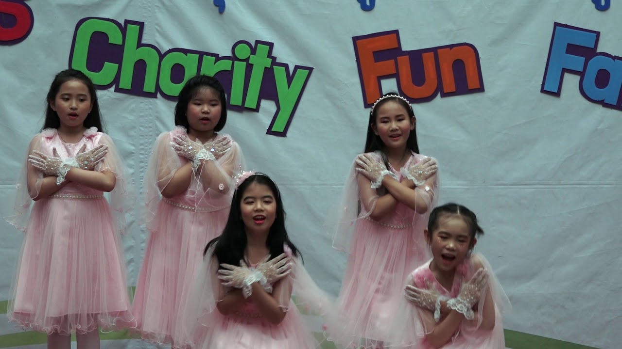 ASCS_Charity_Fun_Fair_Day1_การแสดงชุด รักคือฝันไป - YouTube