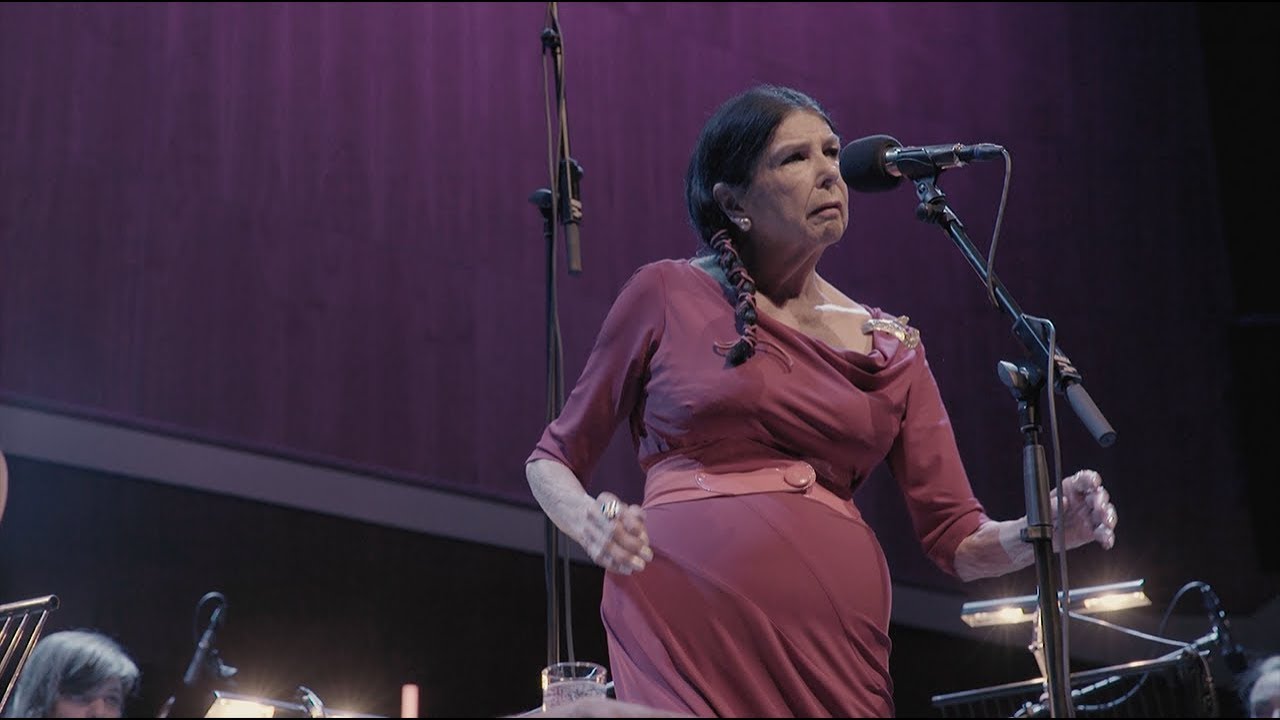 Alanis Obomsawin - Bush Lady - Live at Le Guess Who? - YouTube