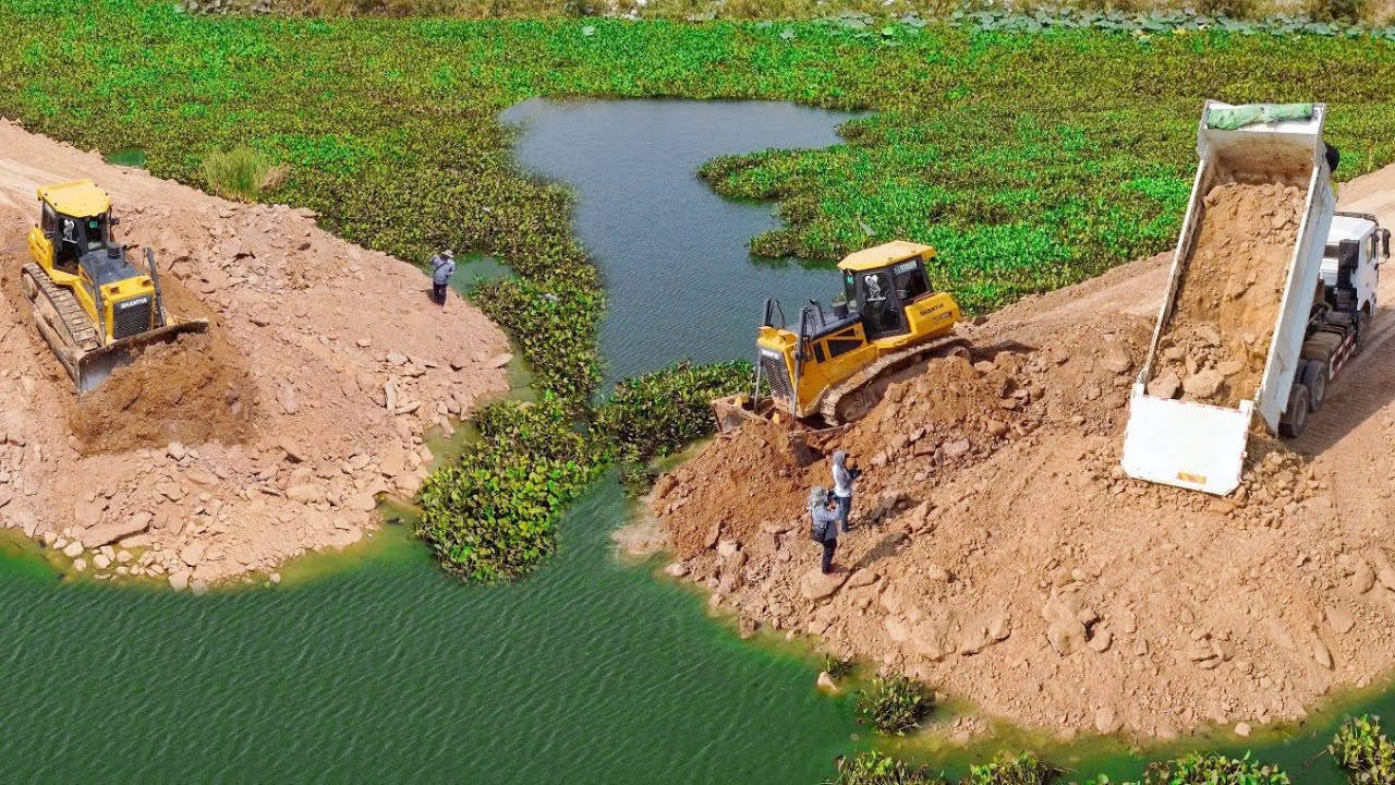 Wonderful showing! Technique build foundation new Road on the water by ...