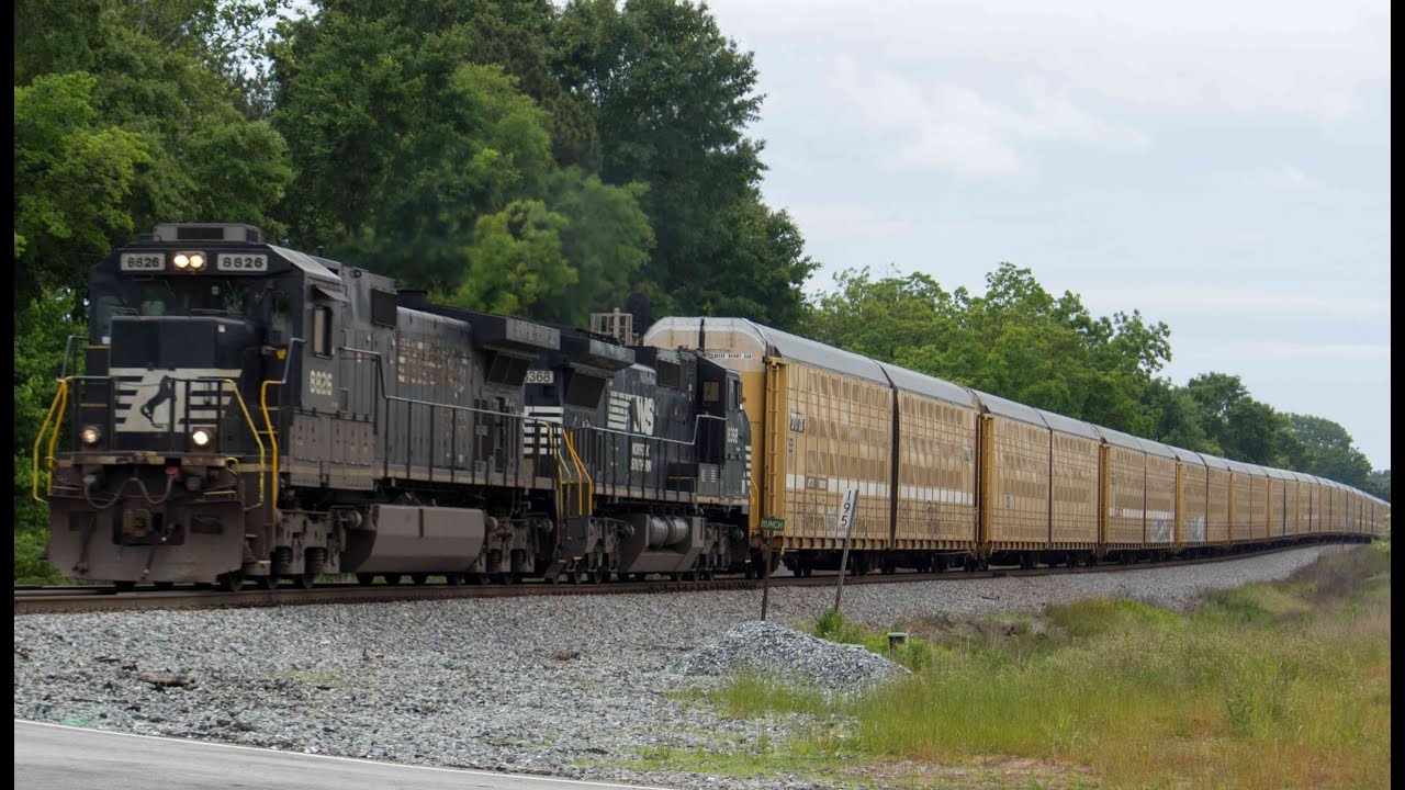 :HD: NS Autorack Train #I7A Northbound - YouTube