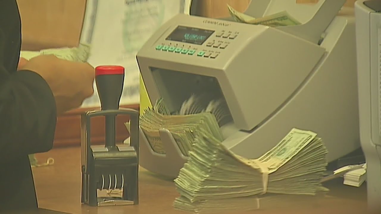 Deciphering the debt ceiling with a local expert - YouTube