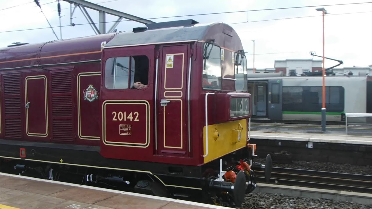 class 20142&20007 casualy pop into wolverhampton 4 1 21 - YouTube