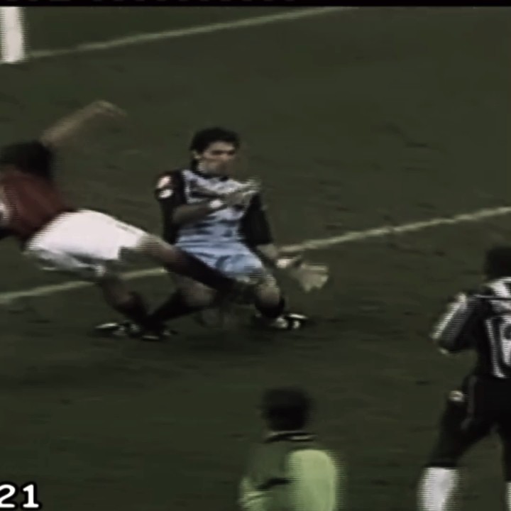 Inzaghi Vs Juventus🥶😈#acmilan #inzaghi #buffon #juventus #italia - YouTube