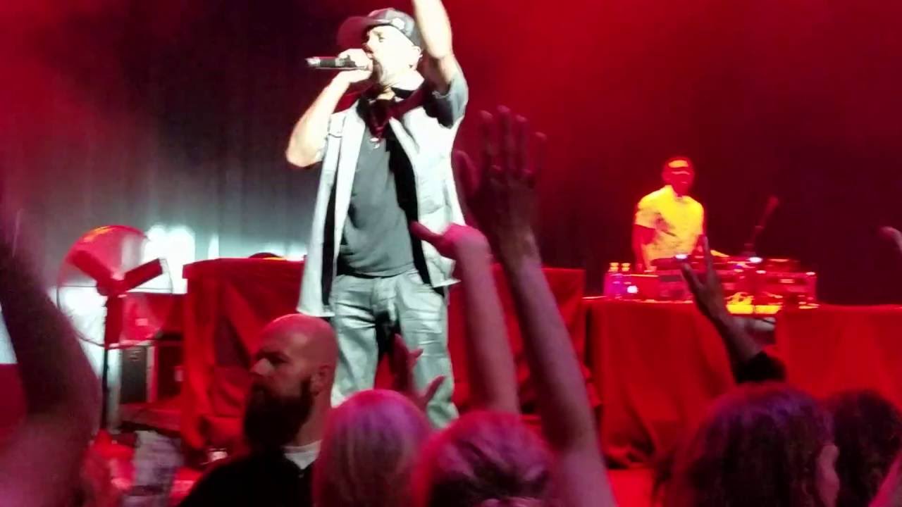 Joy & Pain - Rob Base (2016 I Love The 90's Tour) - YouTube