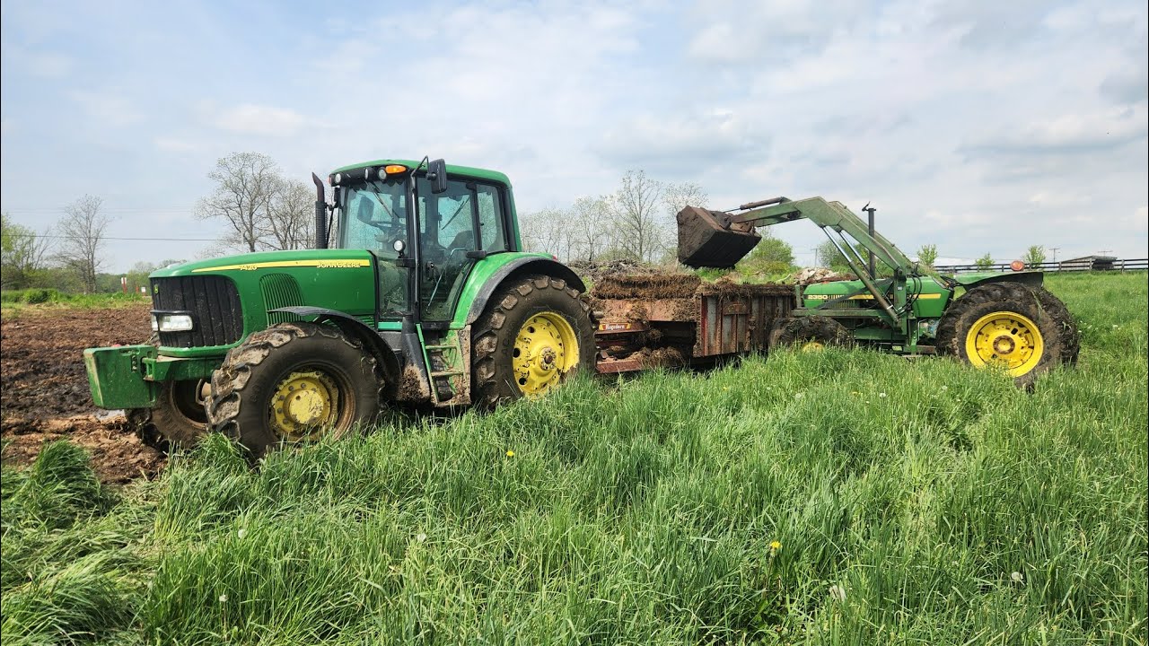 Finishing hauling manure and field work! - YouTube
