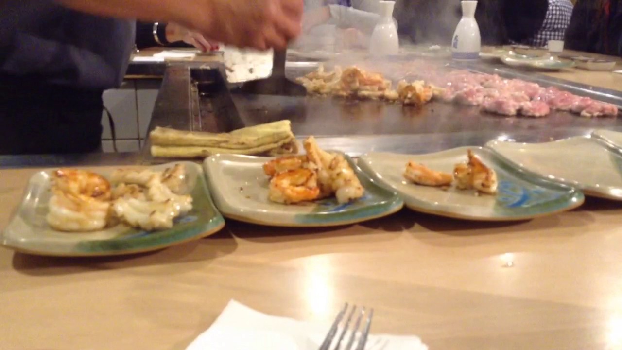 Flipping food - YouTube