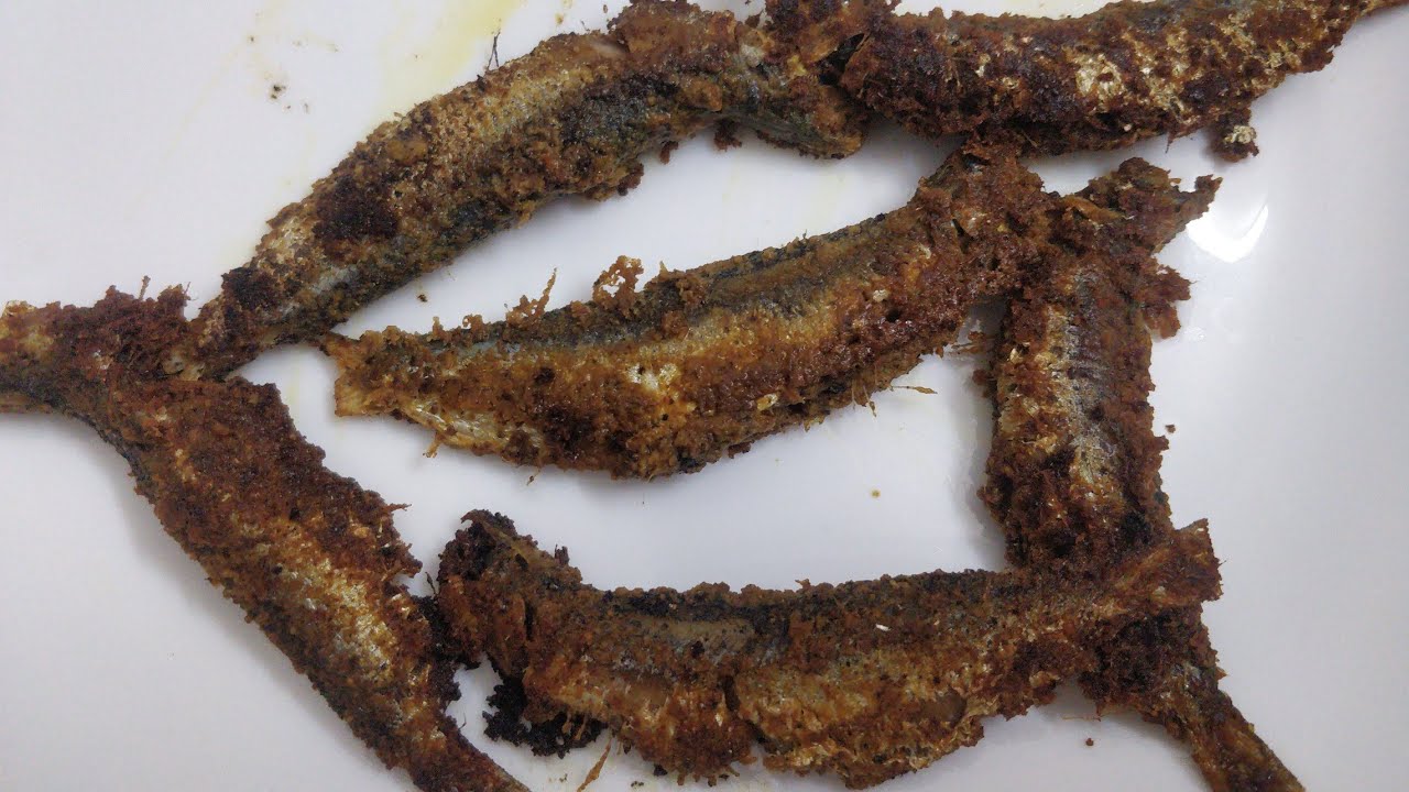 making ayira fish fry at home | அயிர மீன் வறுவல்.. - YouTube