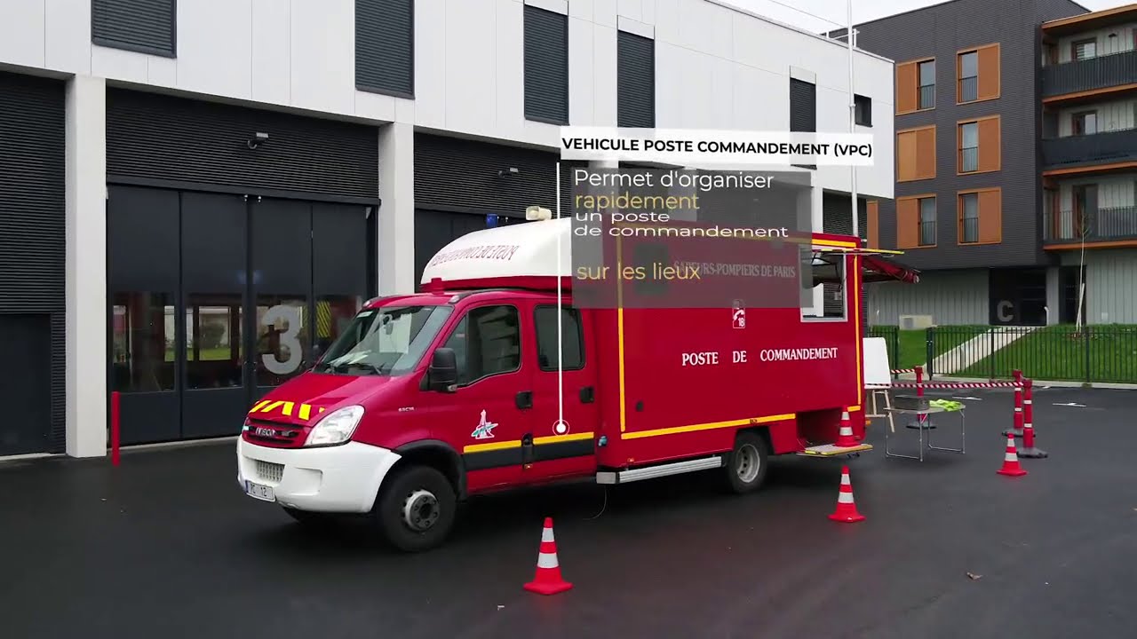 Le PC est le véhicule poste commandement à la Brigade de sapeurs ...
