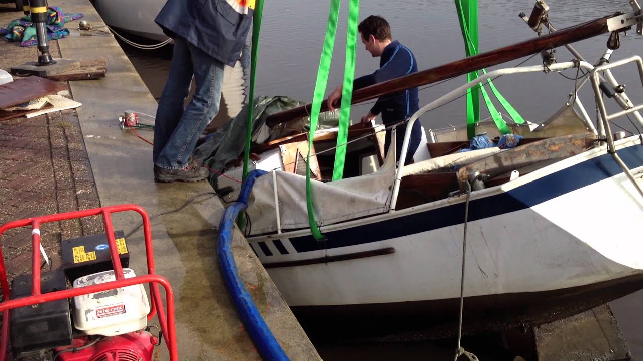 Boot gezonken bootverzekering - YouTube