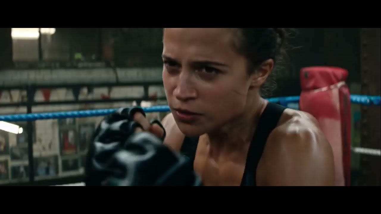 Tomb Raider Lara Croft Fight Scene - YouTube