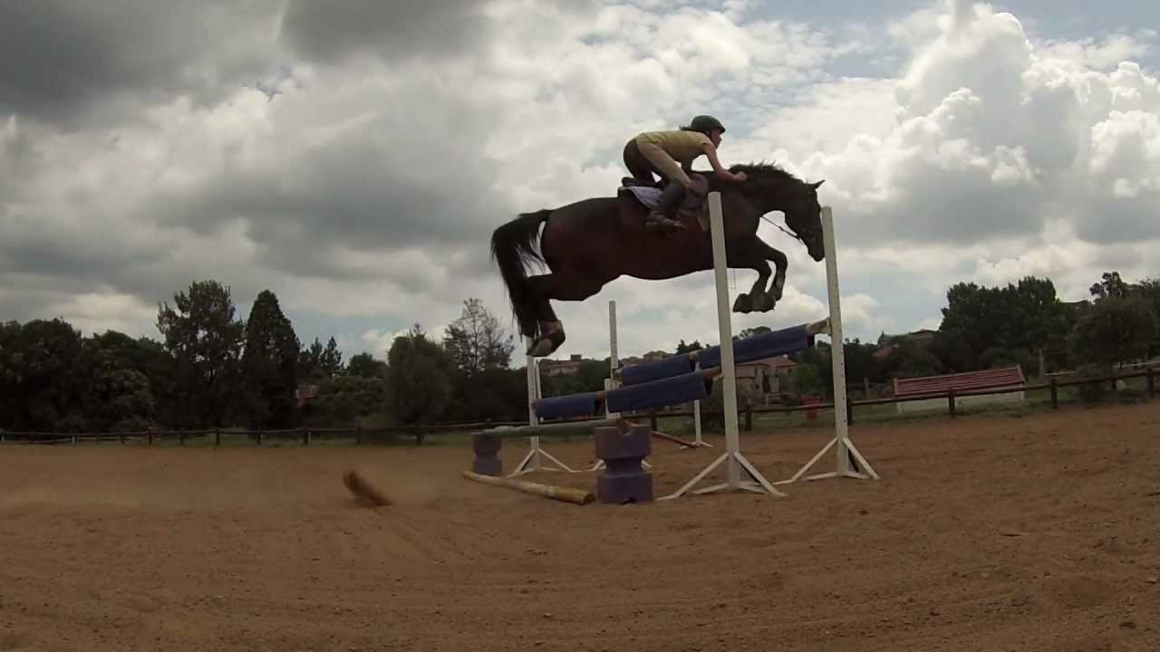 GOPRO HORSERIDING - YouTube