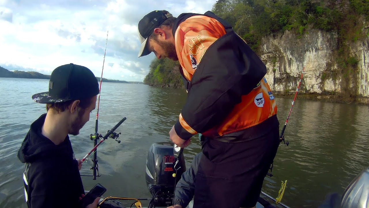 Catfishing With a BROKEN Arm! - YouTube