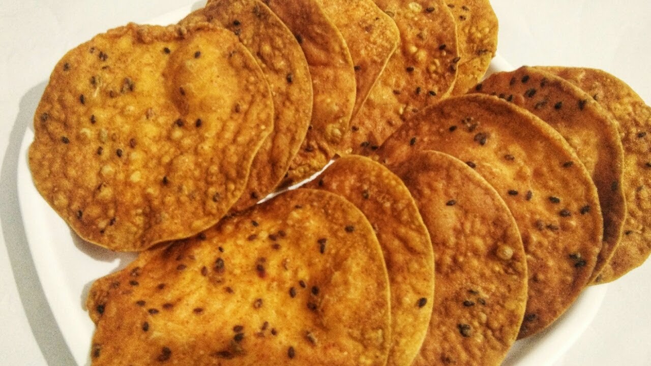 'ചായക്കട പലഹാരം.. പപ്പട ബോളി \പപ്പട വട' || Pappada boli || Recipe:91 ...