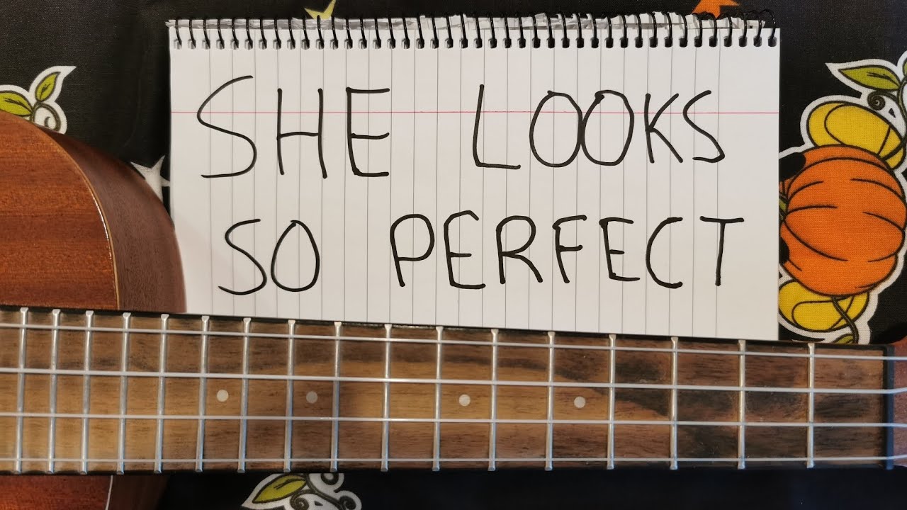 She Looks So Perfect - @5SOS - YouTube