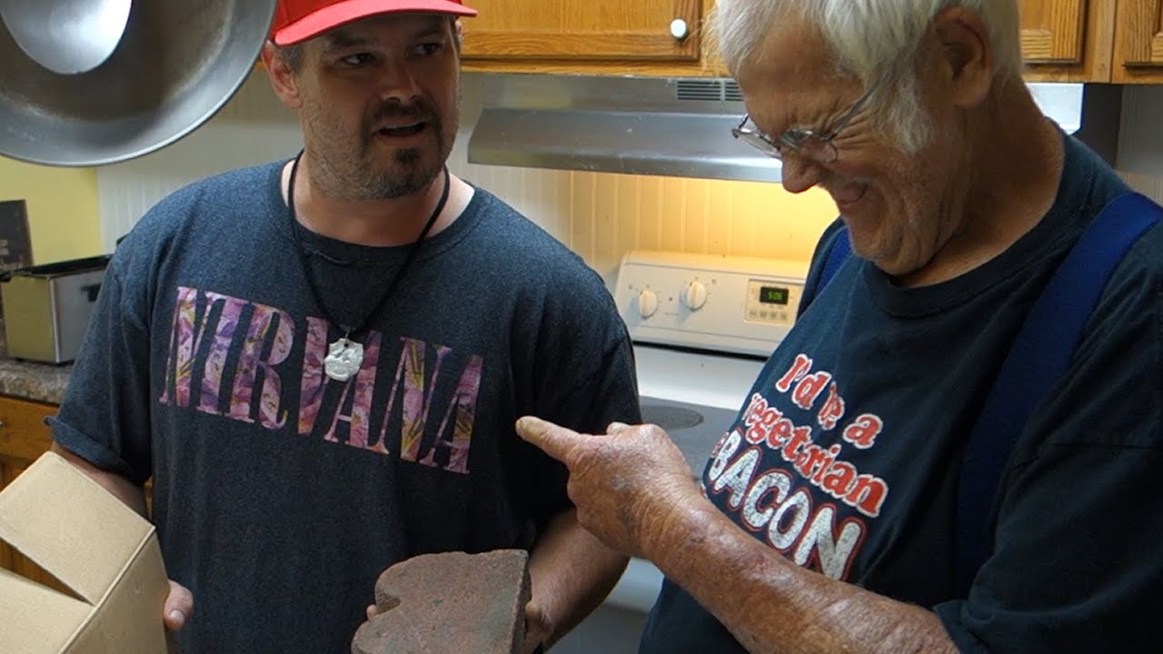 GIVING MY BROTHER A PS4 (PRANK!) - YouTube