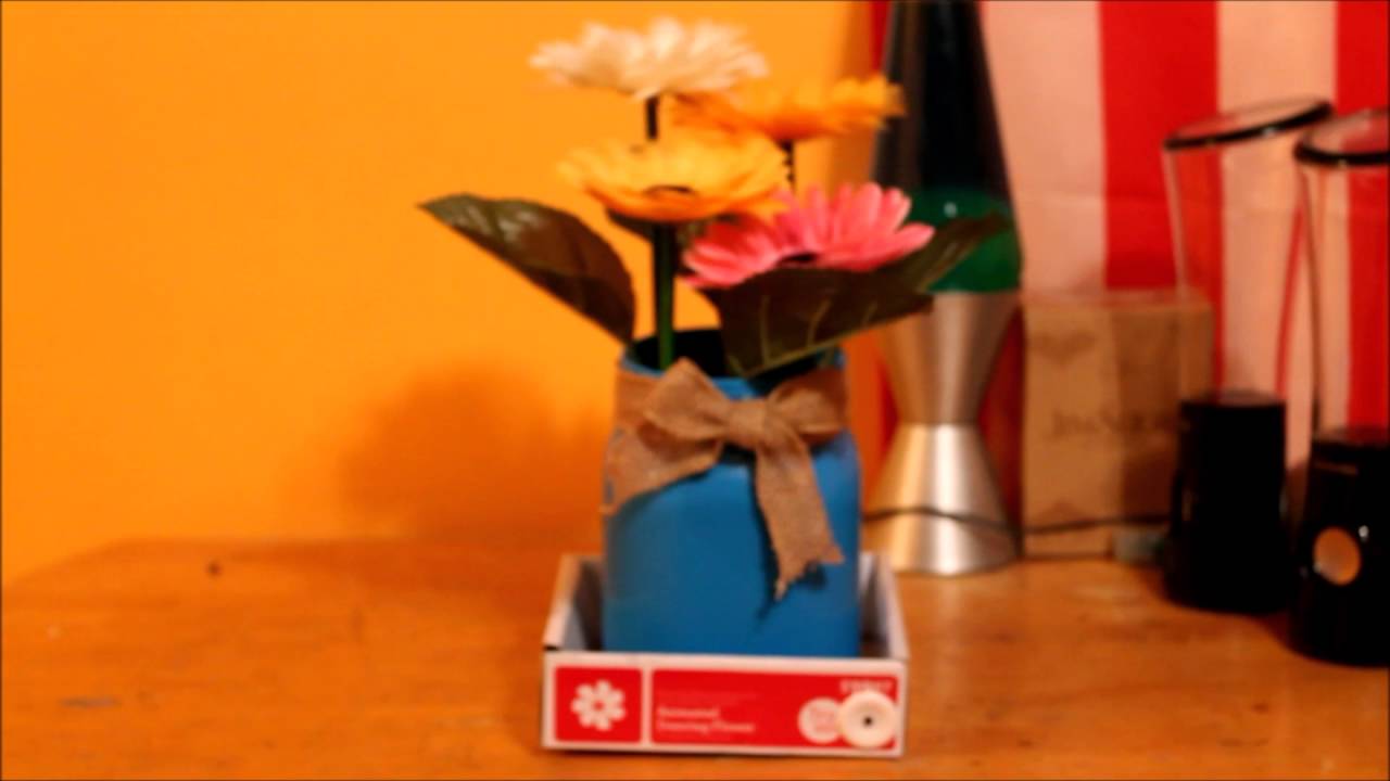 Gemmy - Animated Dancing Flowers - YouTube