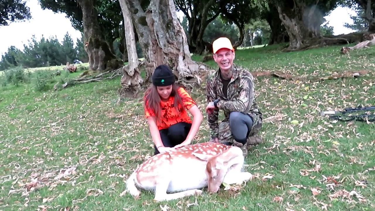 Ohinerata Hunting - Father & Daughter Hunt - YouTube