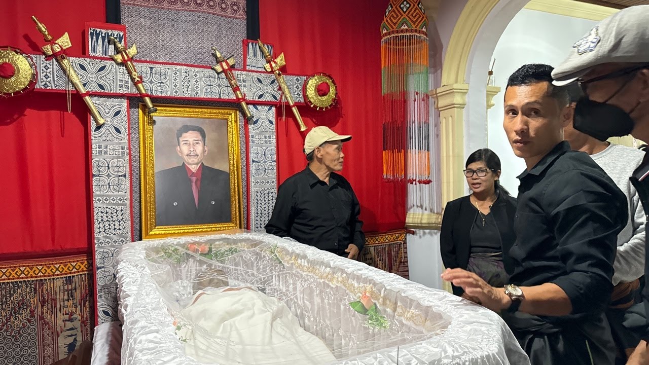 Alm. Andi Amin Ta'dung ( Papa Ima ) di Kampis Makale - YouTube