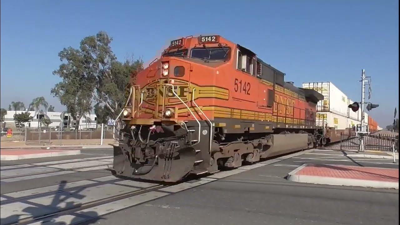 Railfanning BNSF's San Bernardino Subdivision! November 20, 2021 - YouTube