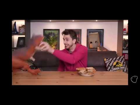 Poor Carnotaurus🤣 |Credits: @AGamingBeaver