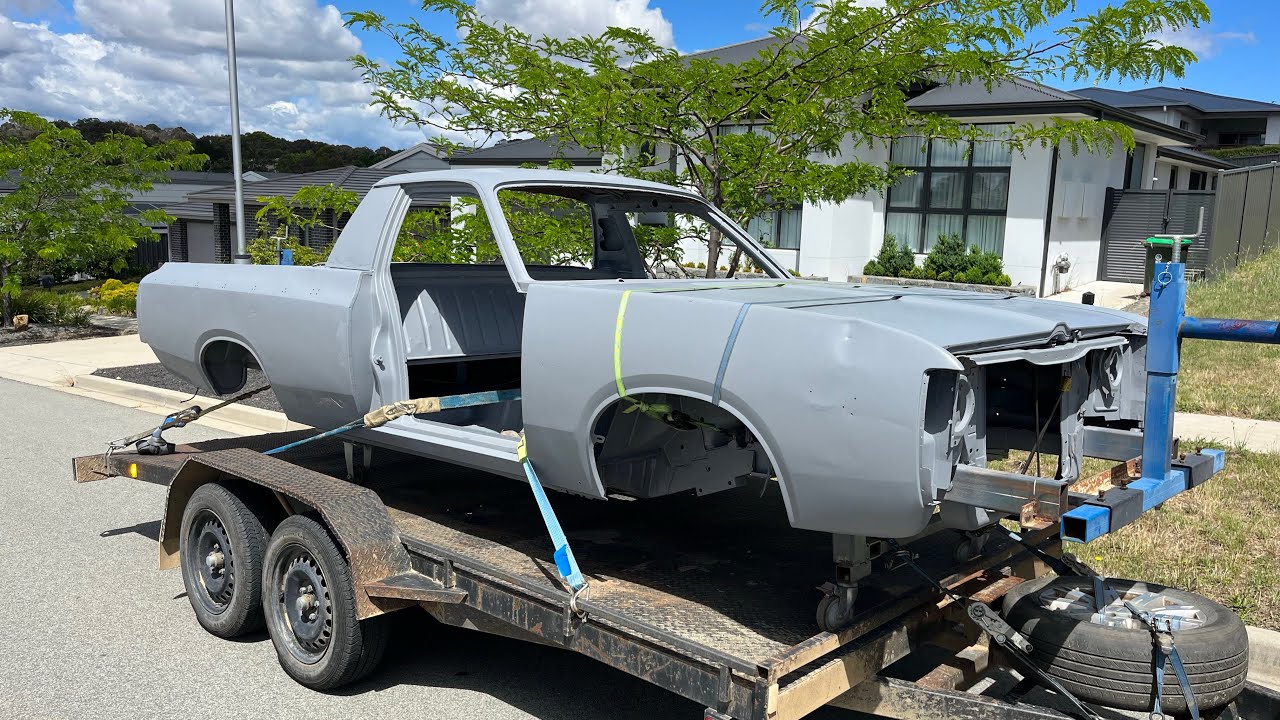 VH Valiant ute rust repairs - YouTube