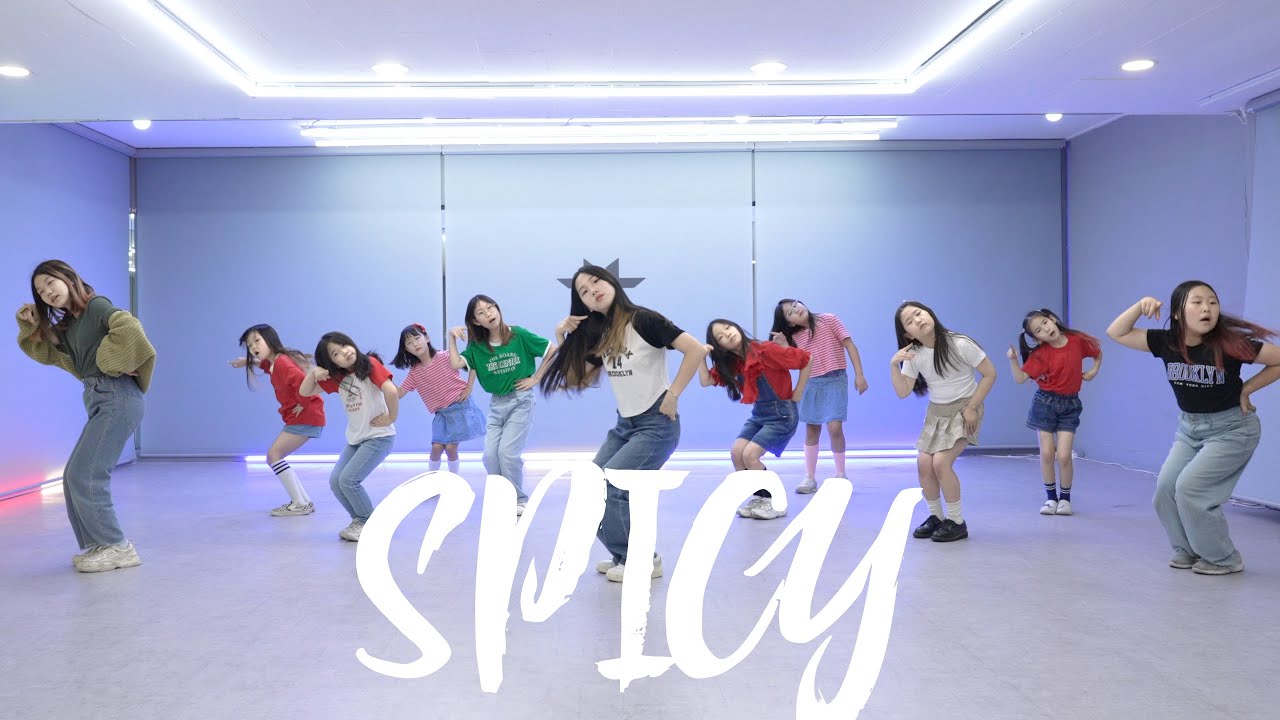 aespa(에스파) - "Spicy"⎢KIDS PERFORMANCE CLASS[취미반]⎢THE TOP ACADEMY - YouTube